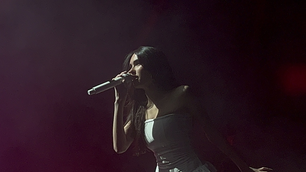 Apr 30, 2024: Madison Beer / Charlotte Lawrence / Ellise at Andrew J ...