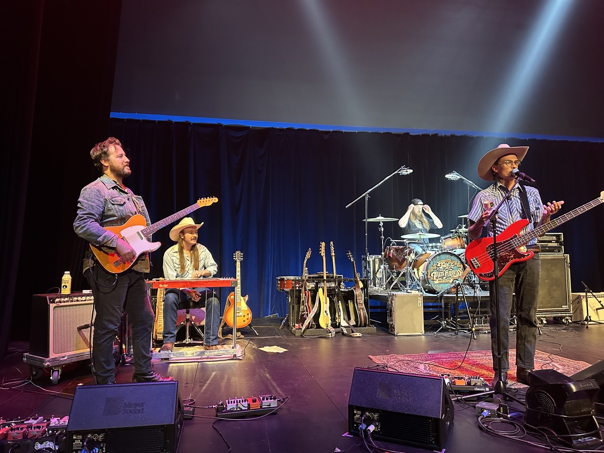 Steven Denmark Concert & Tour History (Updated for 2025) | Concert Archives