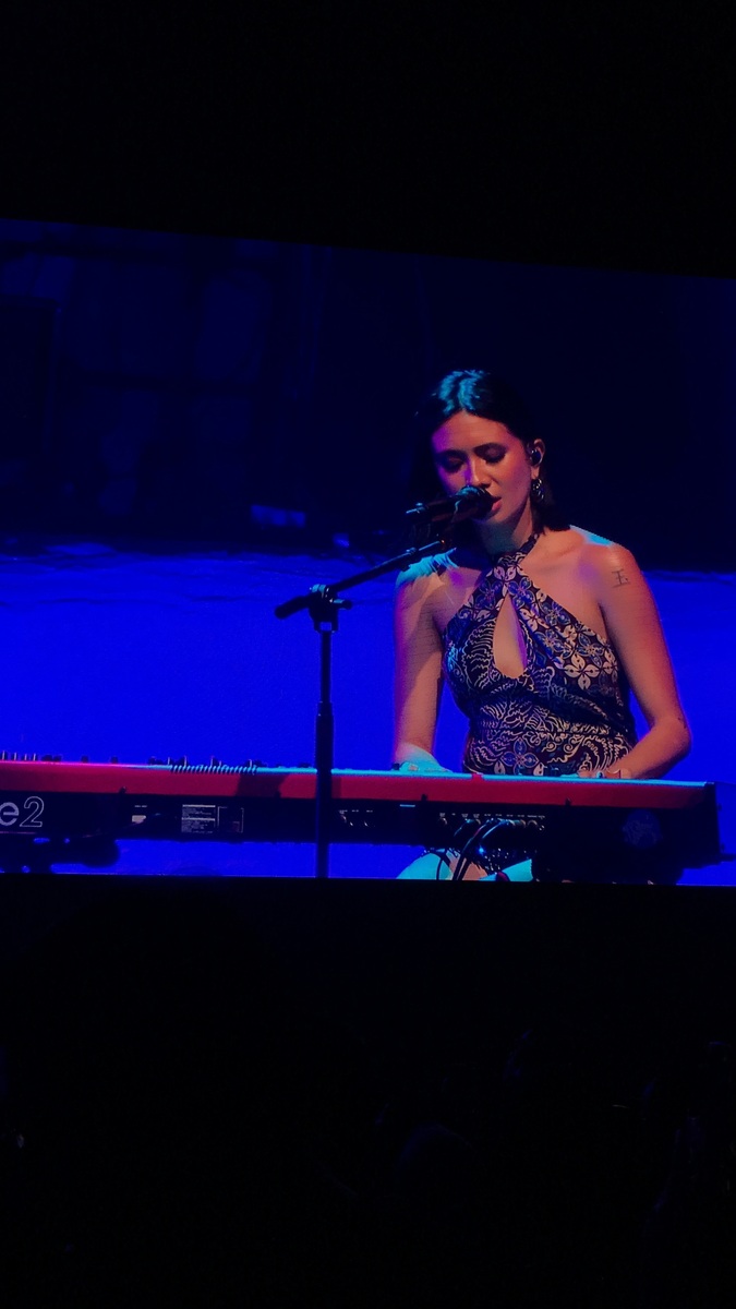 NIKI Concert & Tour History (Updated for 2024 - 2025) | Concert Archives