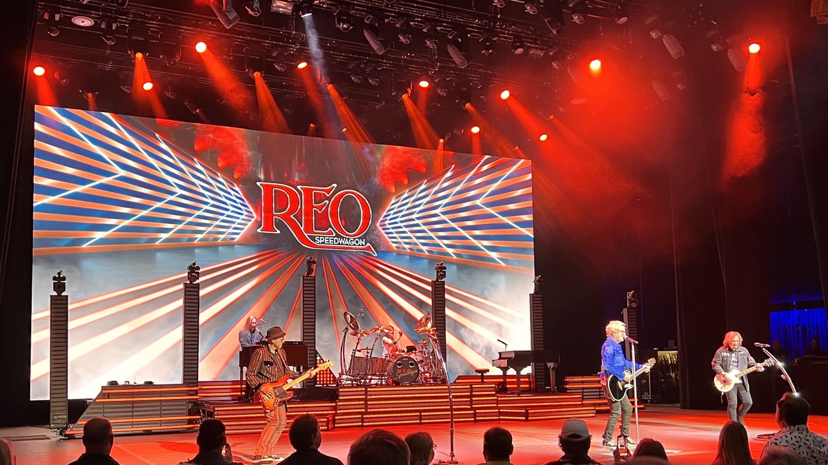 REO Speedwagon Concert & Tour History | Concert Archives