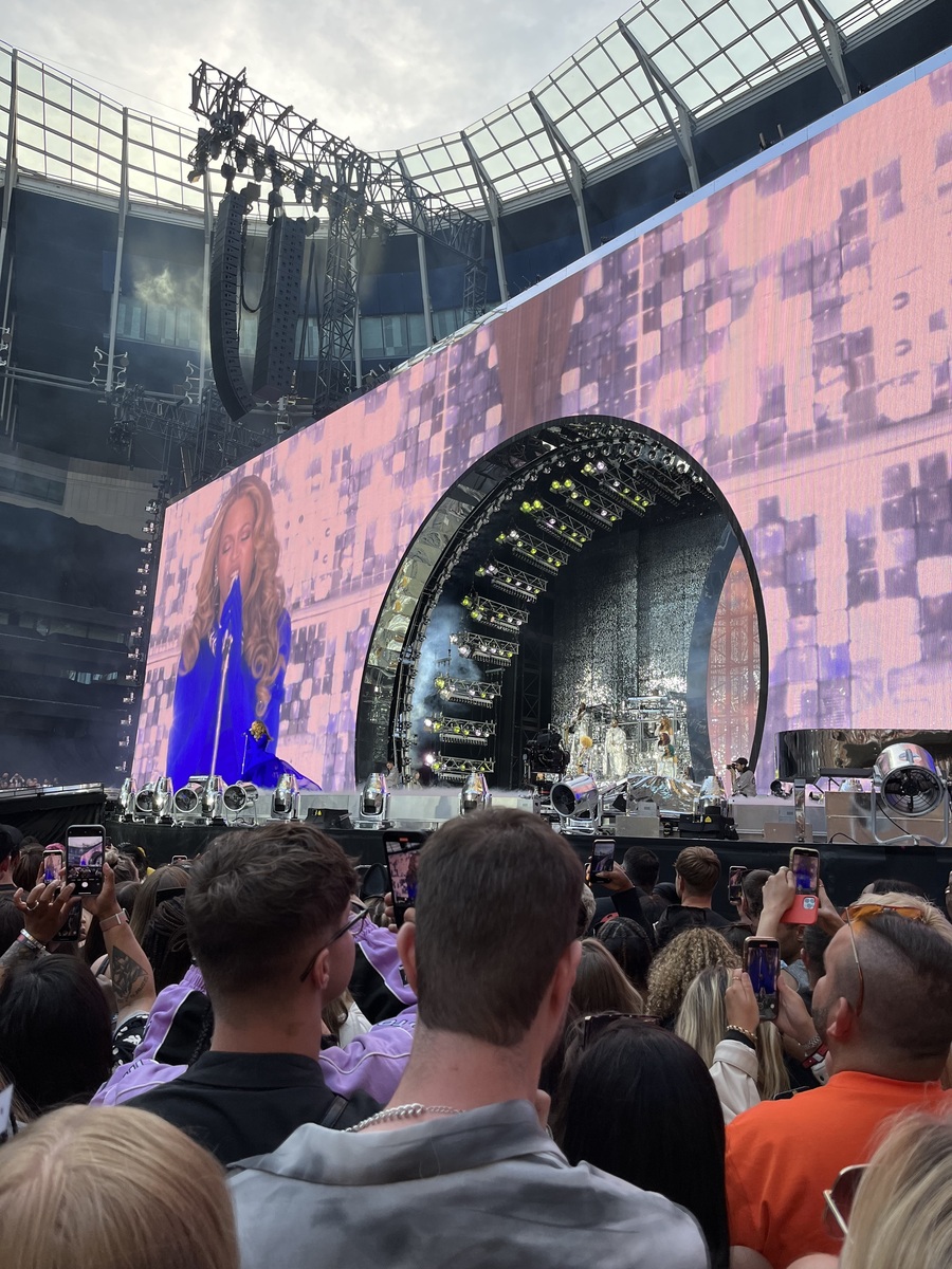 Concert History Of Tottenham Hotspur Stadium London England United concert-history-of-tottenham-hotspur-stadium-london-england-united