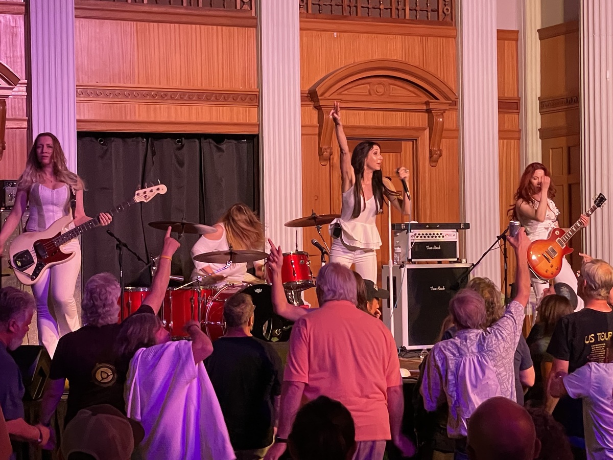 Zepparella Concert & Tour History (Updated for 2025 - 2026) | Concert ...