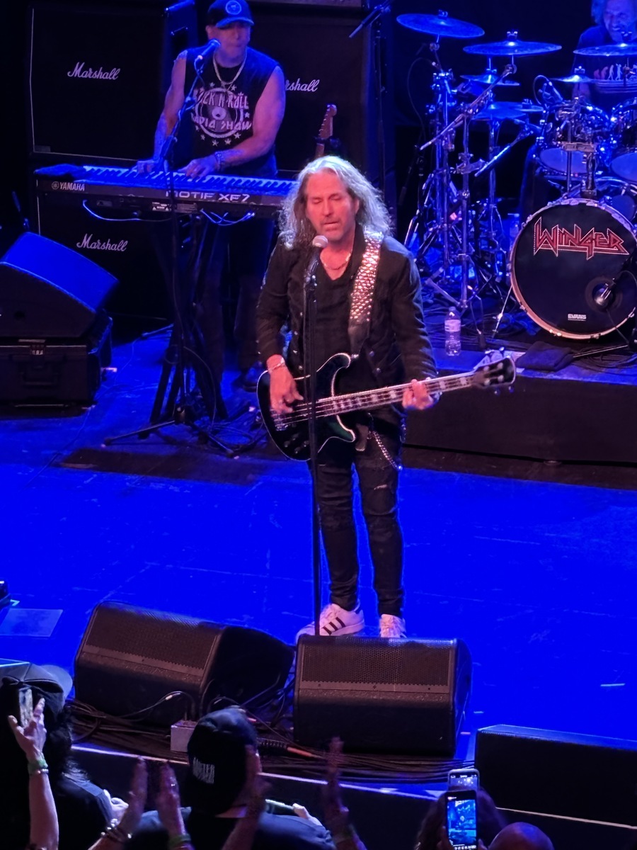 Winger Concert & Tour History (Updated for 2024) | Concert Archives