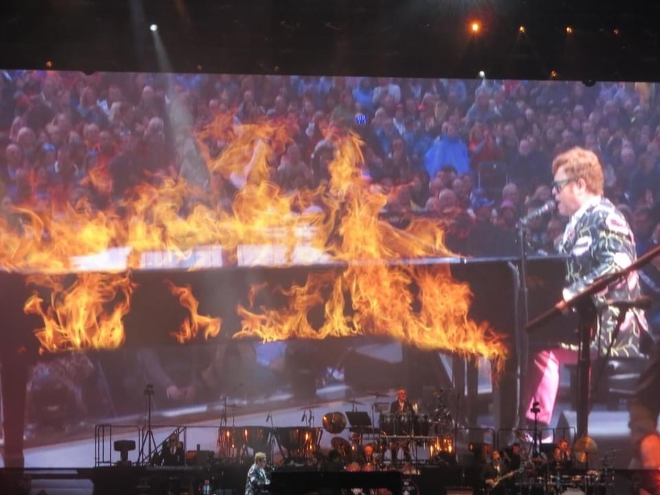 Elton John Concert & Tour History (Updated for 2024) | Concert Archives