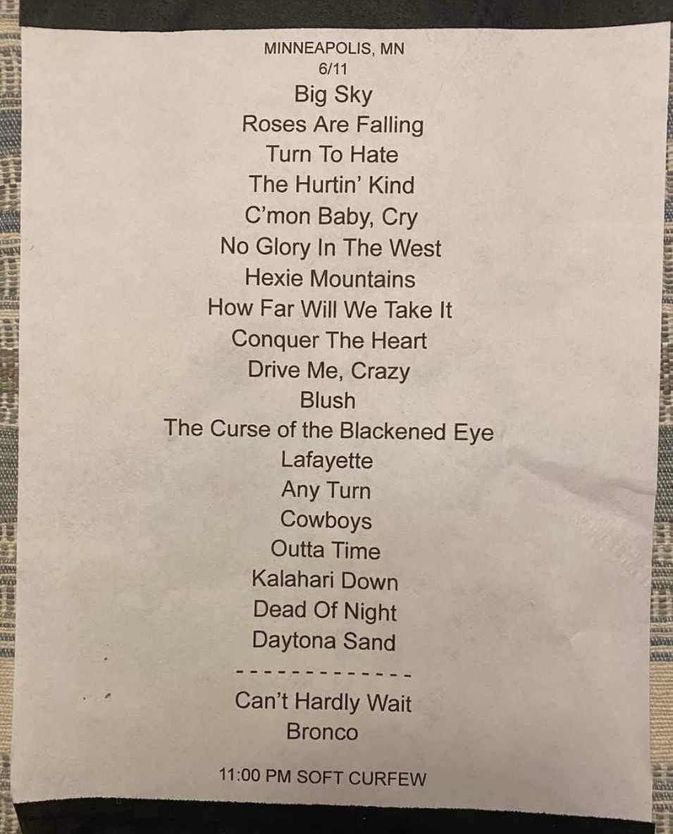 Share Your Concert Photos For Free | Concert Archives