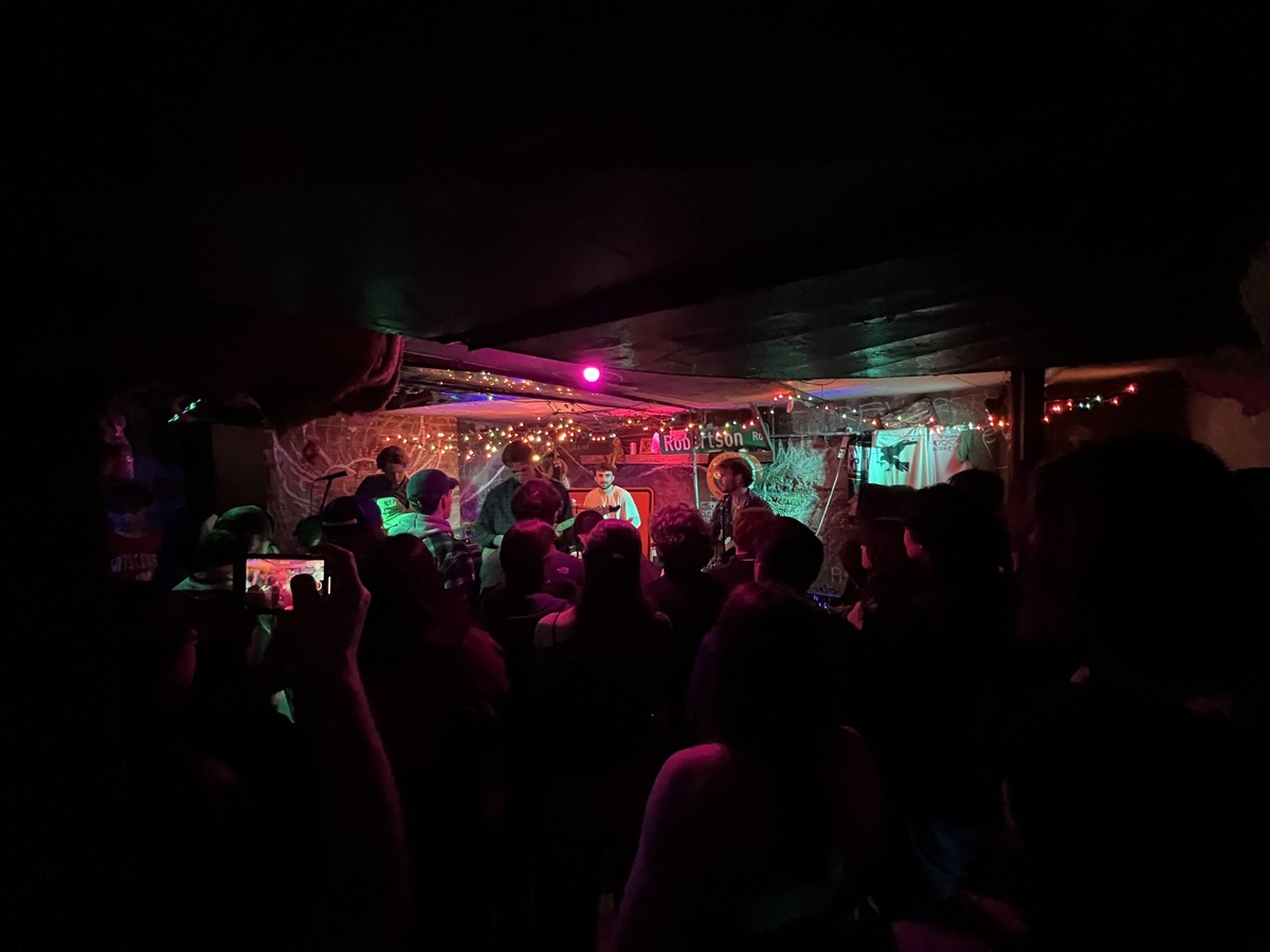 The Vent Concert & Tour History | Concert Archives