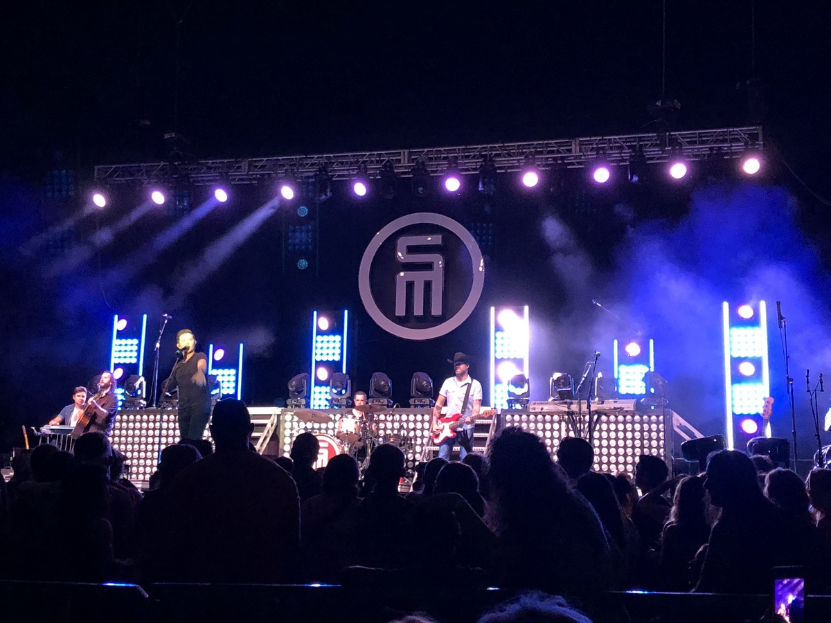 Jul 11, 2018: Scotty McCreery at Bi-Mart Amphitheater Central Point ...