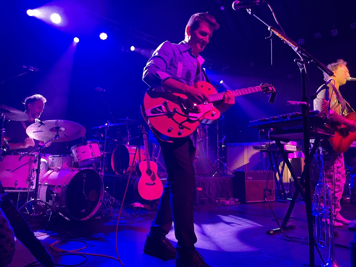 Jun 15, 2024: Guster at Bearsville Theater Woodstock, New York, United ...