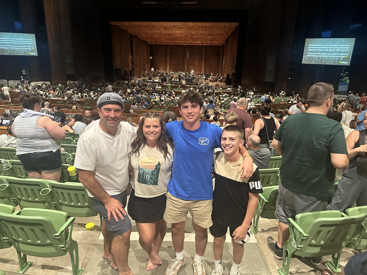 Dispatch Concert & Tour History (Updated for 2024) | Concert Archives