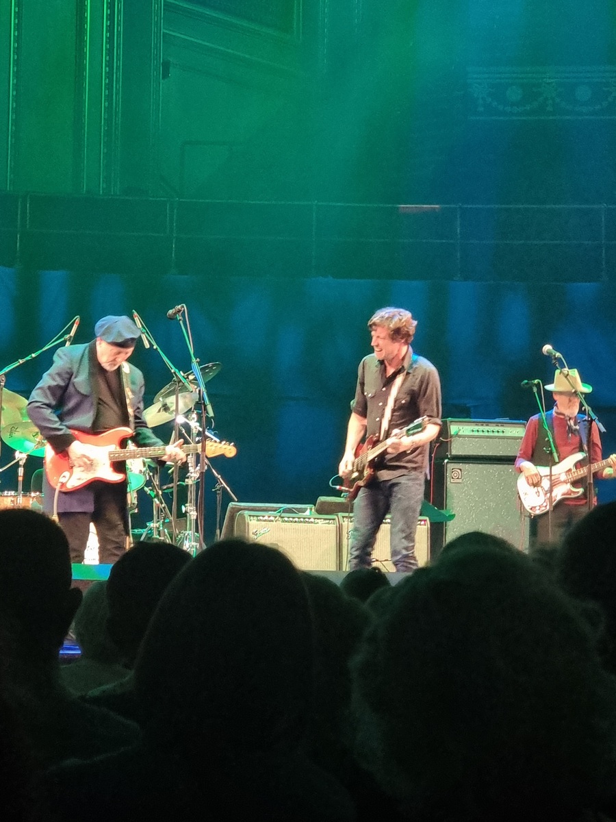 Crowded House Concert & Tour History (Updated for 2024) | Concert Archives