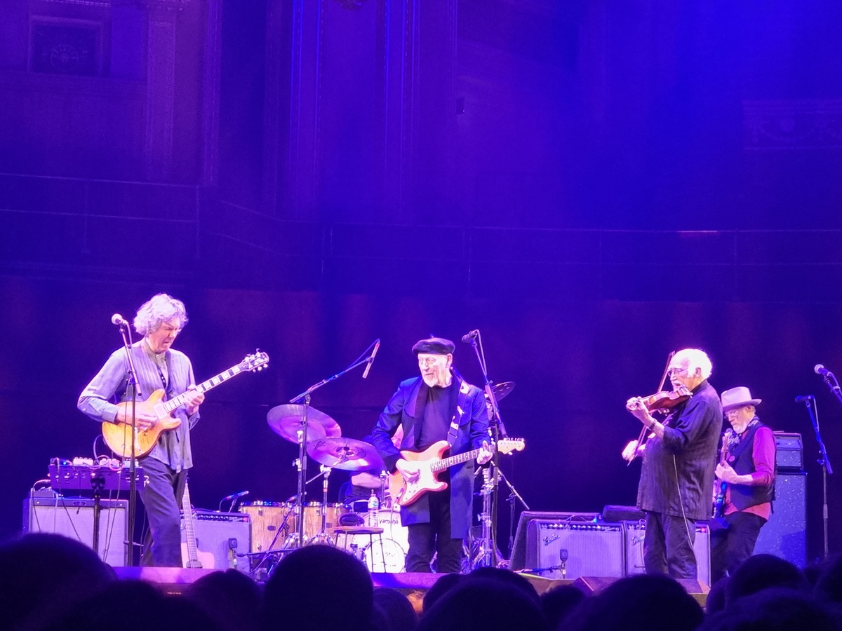 Richard Thompson Concert & Tour History (Updated for 2024) | Concert ...