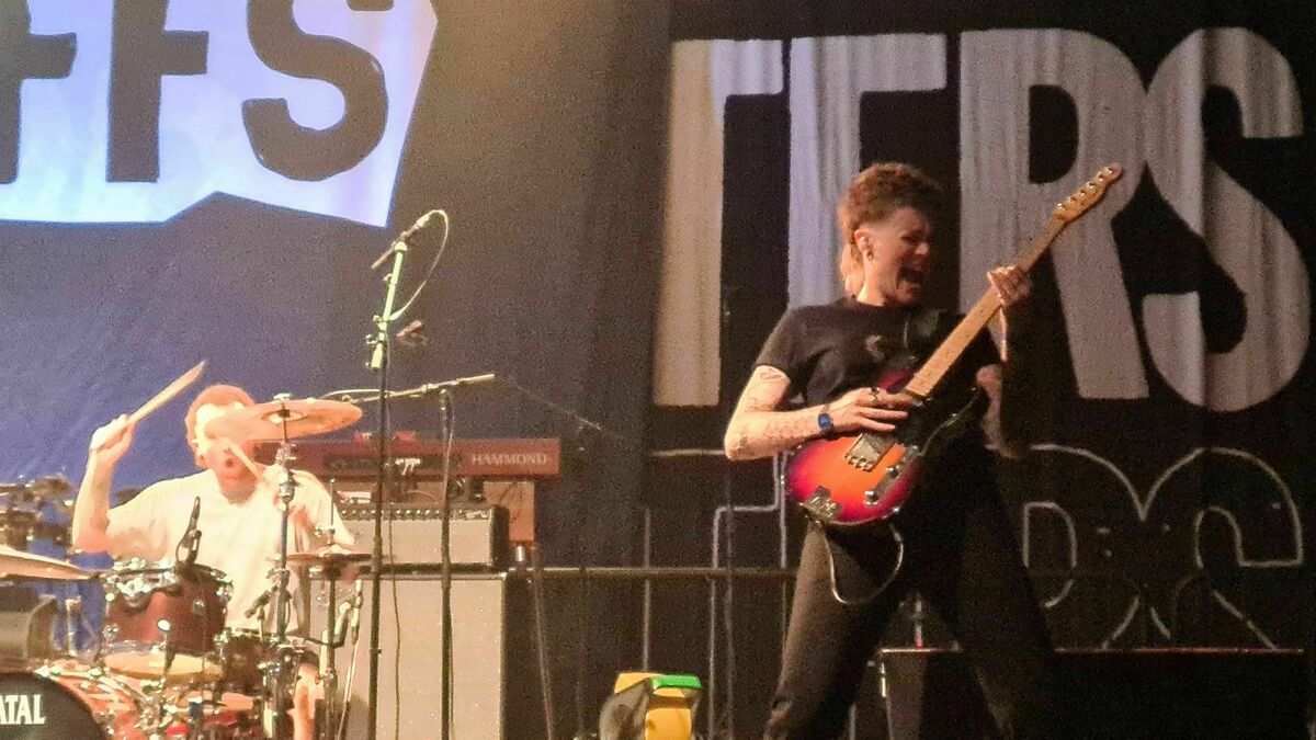 The Meffs Concert & Tour History (Updated for 2024) | Concert Archives