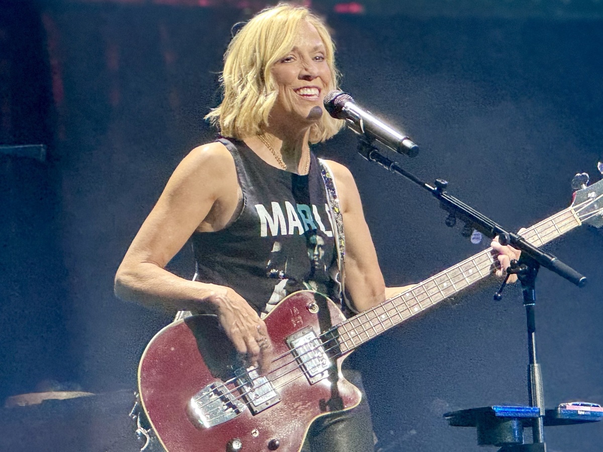 Sheryl Crow Concert & Tour History (Updated for 2024) | Concert Archives