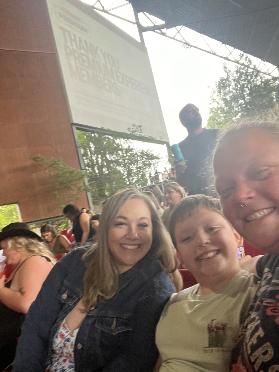 Jun 29, 2024: Sam Hunt / George Birge / Russell Dickerson at White ...