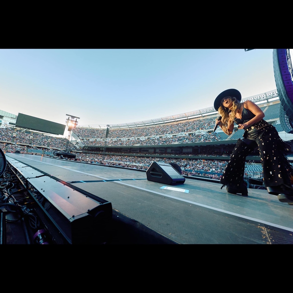 Lainey Wilson Concert & Tour History (Updated for 2024 - 2025 ...