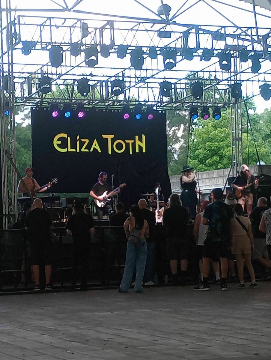 Lita Ford Concert & Tour History (Updated for 2024 - 2025) | Concert ...