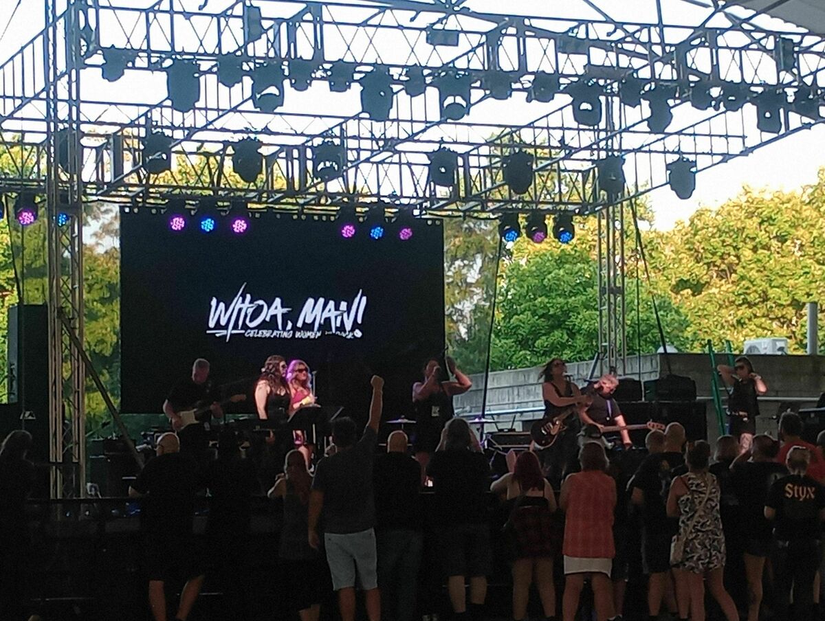 Lita Ford Concert & Tour History (Updated for 2024 - 2025) | Concert ...