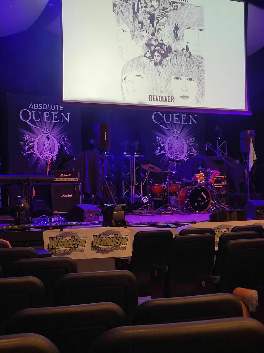 Absolute Queen Concert & Tour History | Concert Archives