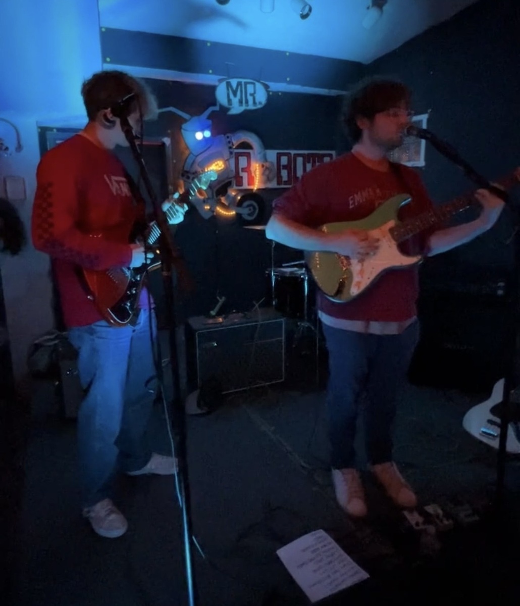 Ethan Beck and The Charlie Browns Concert & Tour History | Concert Archives