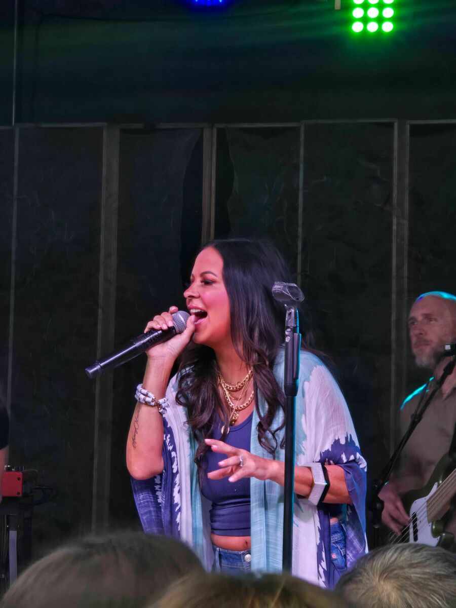 Sara Evans Concert & Tour History (Updated for 2024) | Concert Archives