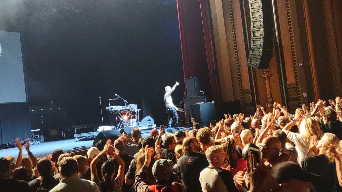 Thompson Twins Concert & Tour History | Concert Archives