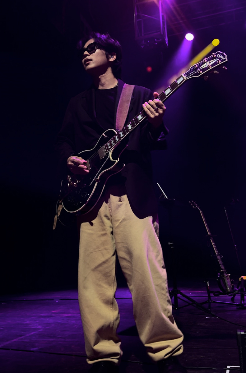 Wave To Earth Concert & Tour History (Updated for 2024 - 2025 ...