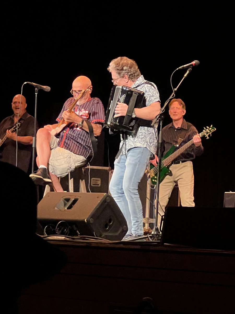 Donnie Iris & The Cruisers Concert & Tour History | Concert Archives