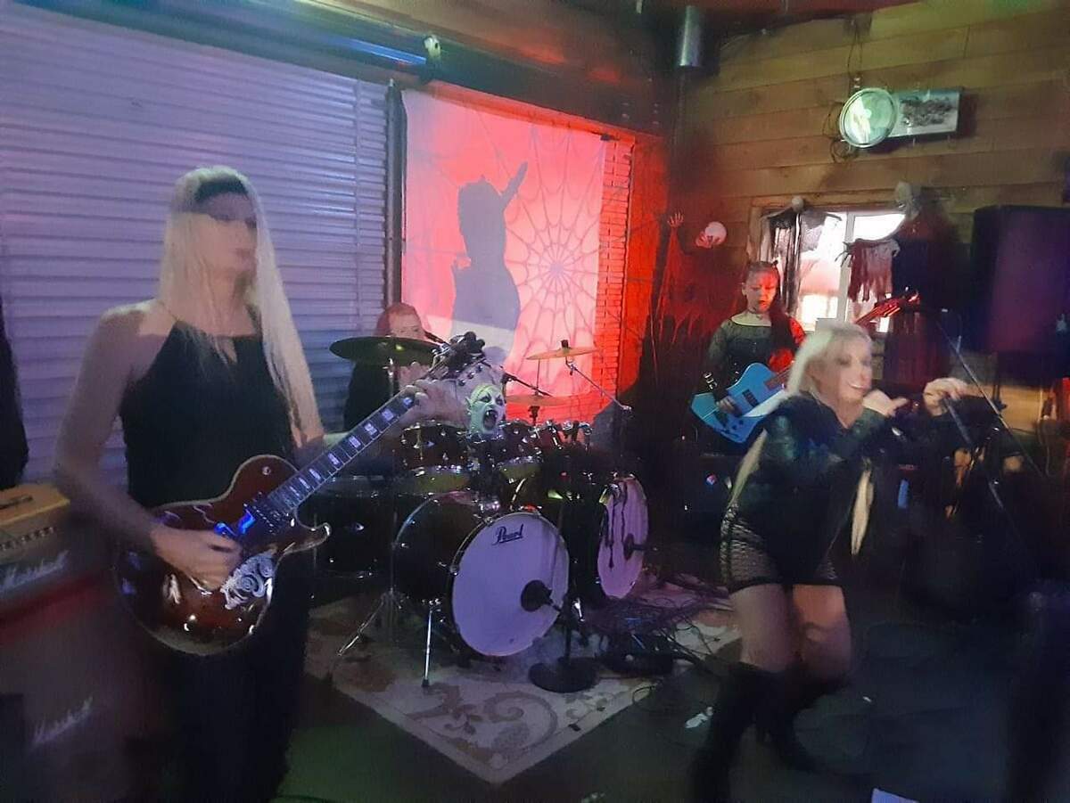 Halo Scars Concert & Tour History | Concert Archives