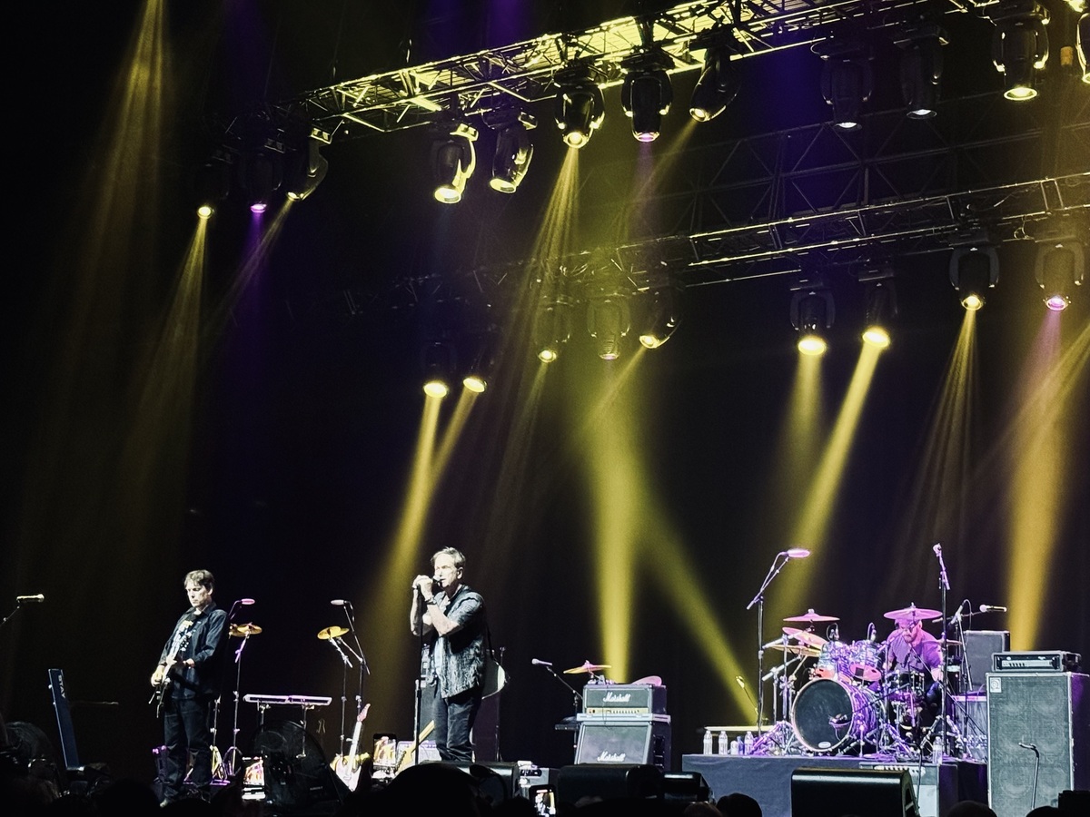 Missing Persons Concert & Tour History (Updated for 2024 - 2025 ...