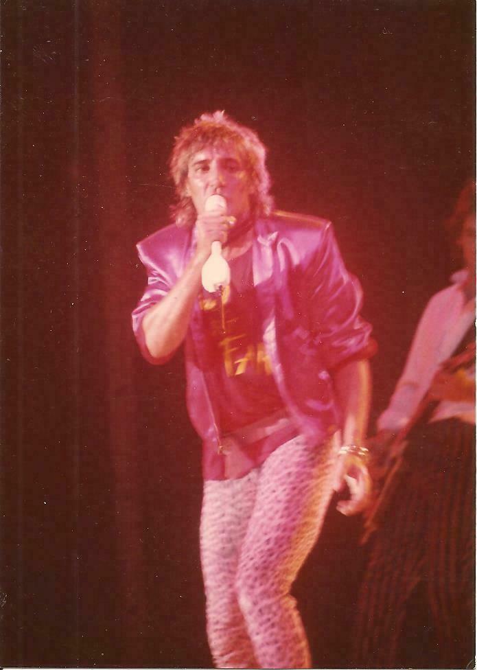 Rod Stewart Concert & Tour History | Concert Archives