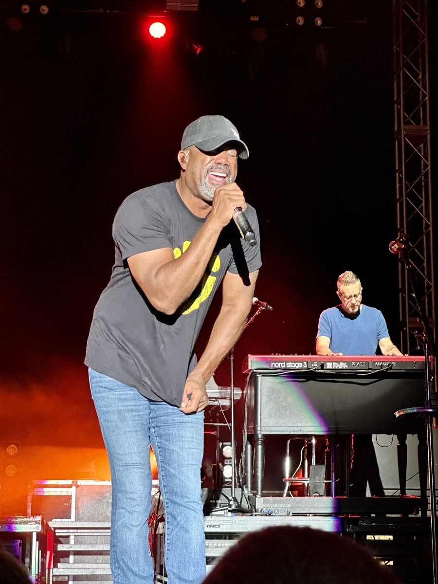 Darius Rucker Concert & Tour History (Updated for 2024) | Concert Archives