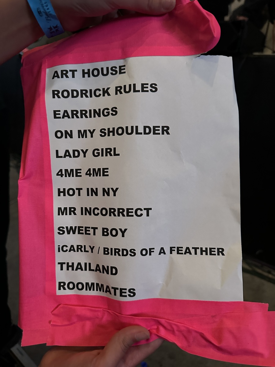 Daniel Caesar Concert & Tour History (Updated for 2024) | Concert Archives