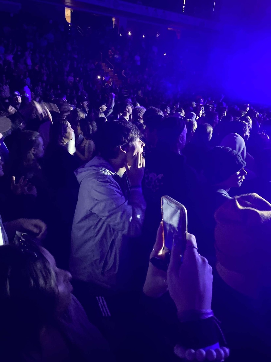 Mar 25, 2023: The Kid LAROI / Jeremy Zucker at Cross Insurance Arena ...