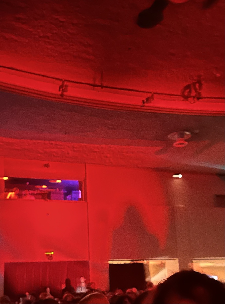 Sep 08, 2024: Mk.Gee / Dijon at Hollywood Palladium Los Angeles ...