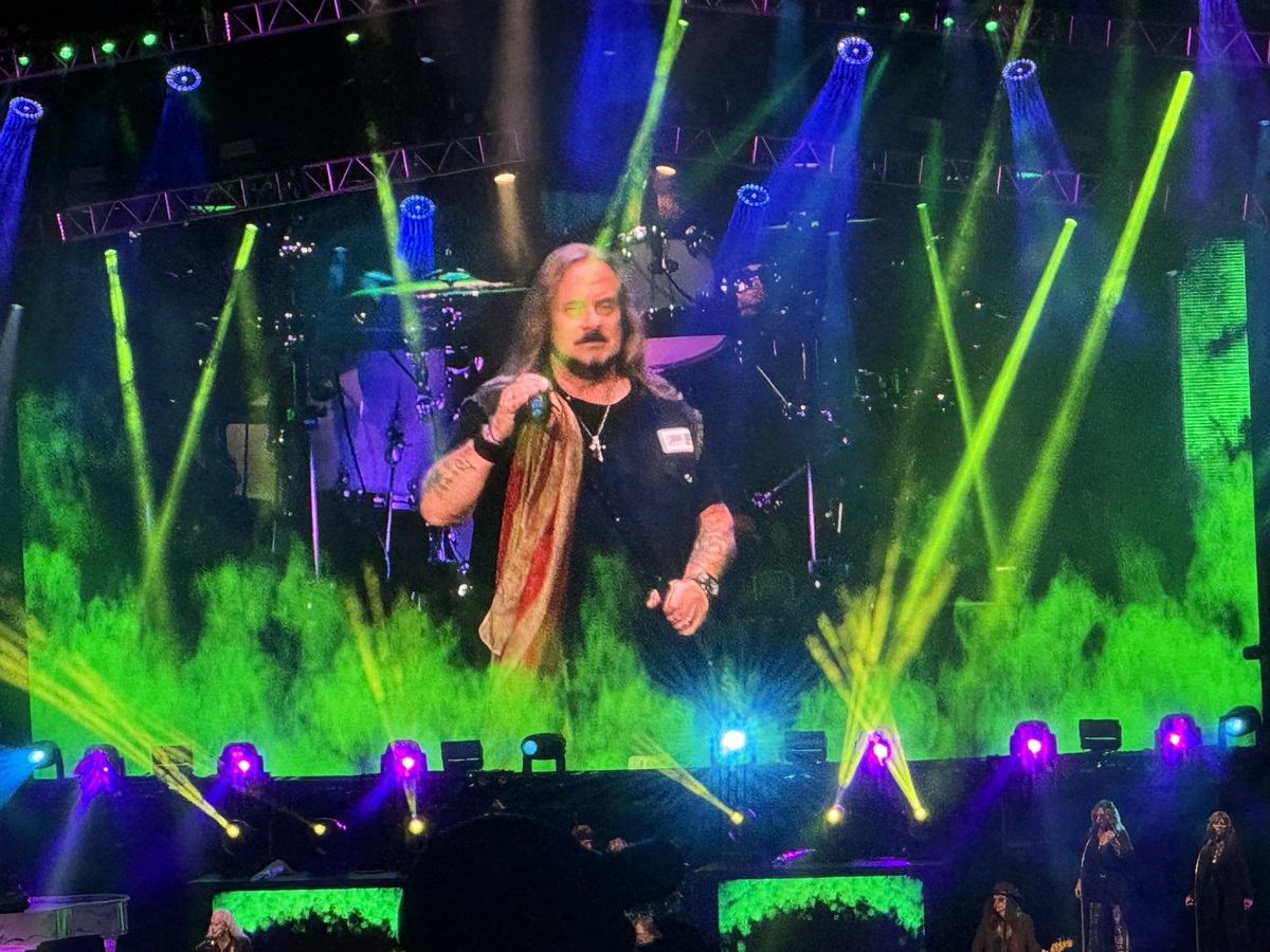 Sep 08, 2024: Lynyrd Skynyrd / ZZ Top / The Outlaws at Jiffy Lube Live ...