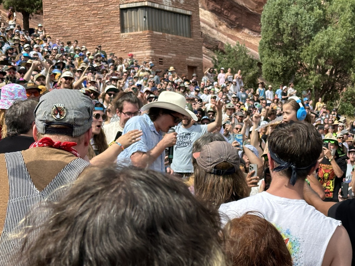 Sep 09, 2024: King Gizzard & the Lizard Wizard / Geese at Red Rocks ...