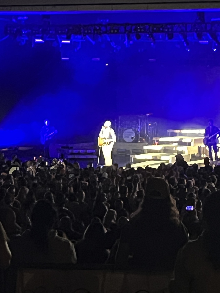 Sep 14, 2024: Jordan Davis / Tucker Wetmore / Julia Cole at Catholic ...