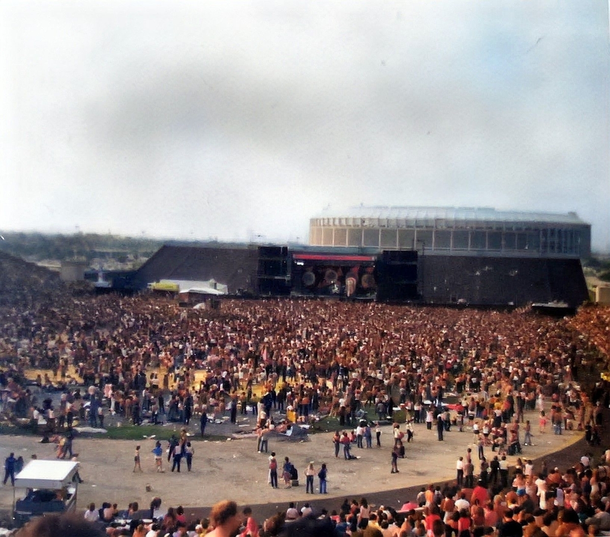 Concert History of John F. Kennedy Stadium Philadelphia, Pennsylvania ...