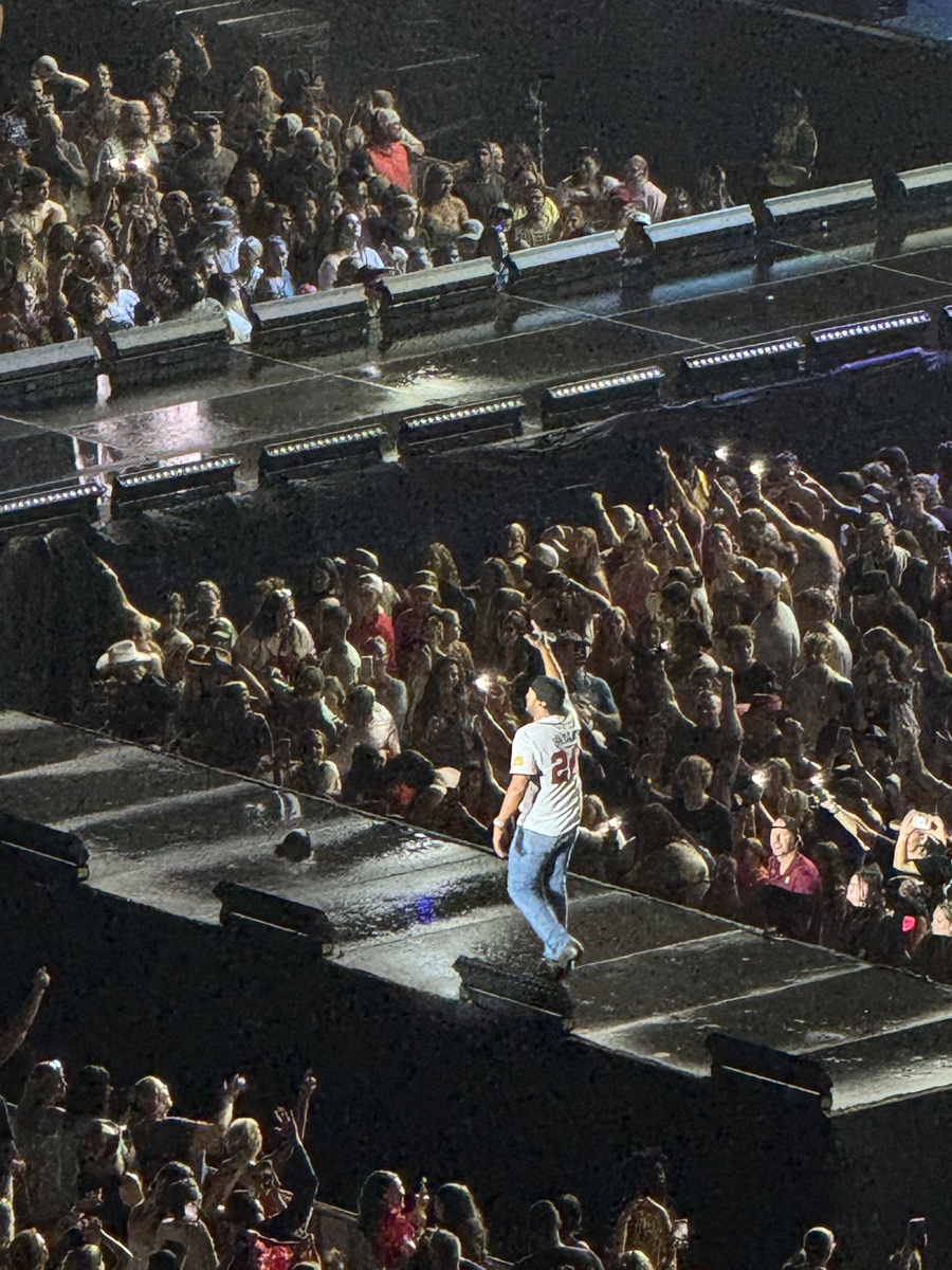 Luke Bryan Concert & Tour History (Updated for 2024) | Concert Archives