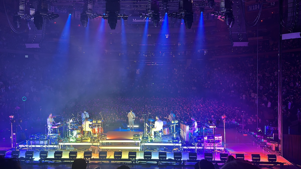 Oct 05, 2024: Vampire Weekend / Mark Ronson (DJ set) / Turnstiles ...