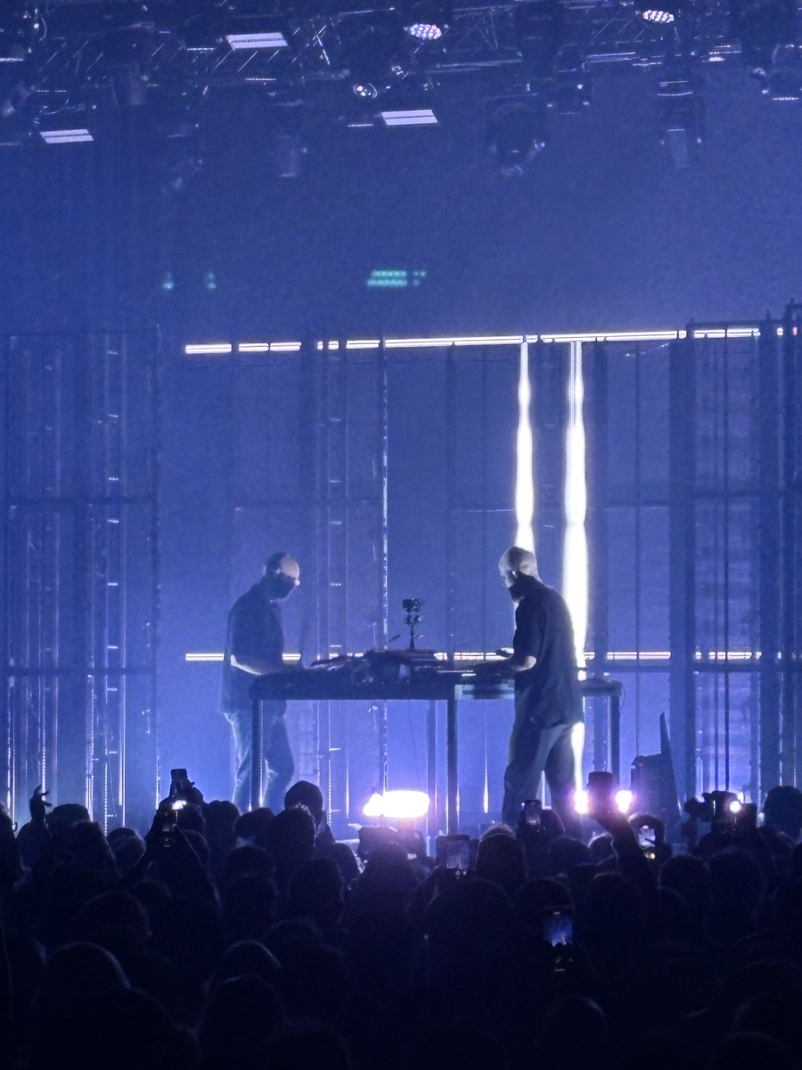 Felix Raphael Concert & Tour History (Updated for 2024) | Concert Archives