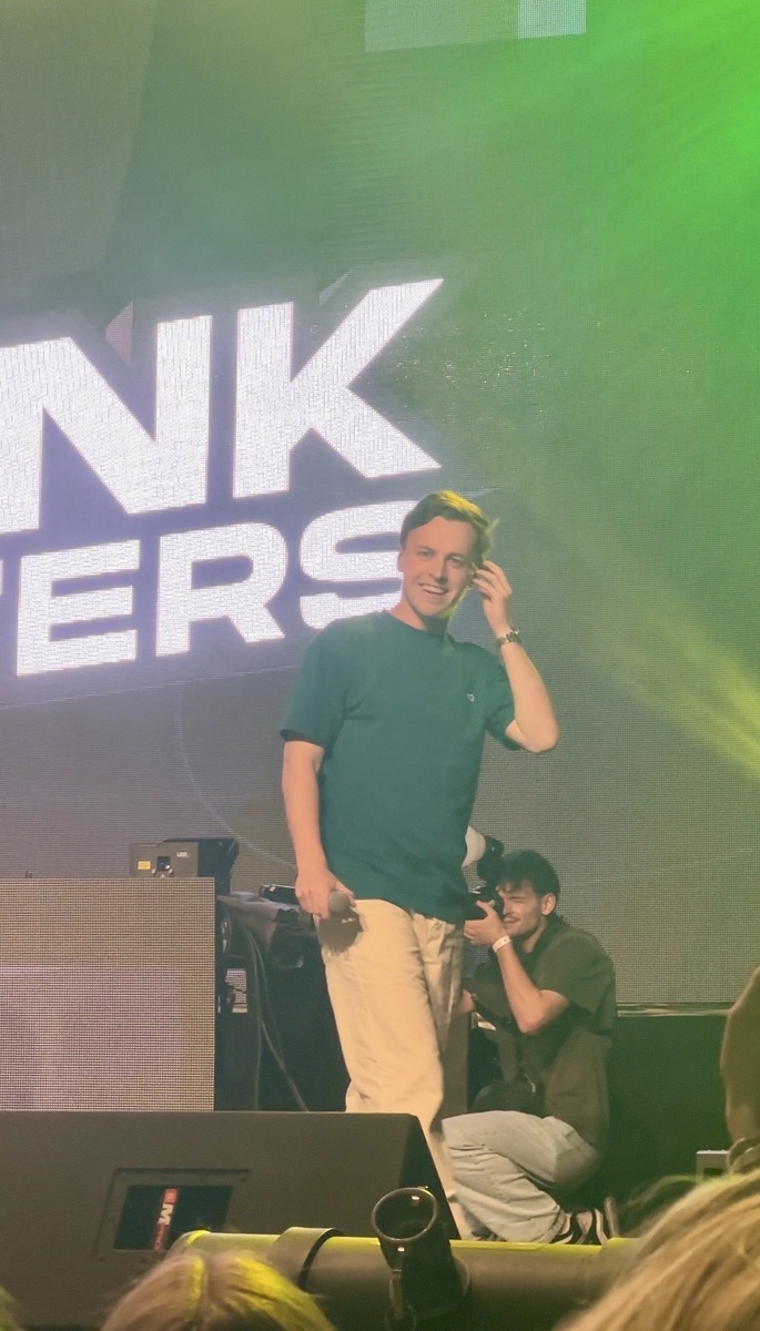 Roxy Dekker Concert & Tour History (Updated for 2025) | Concert Archives