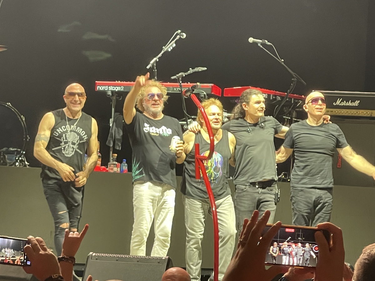 Loverboy Concert & Tour History (Updated for 2024 - 2025) | Concert ...