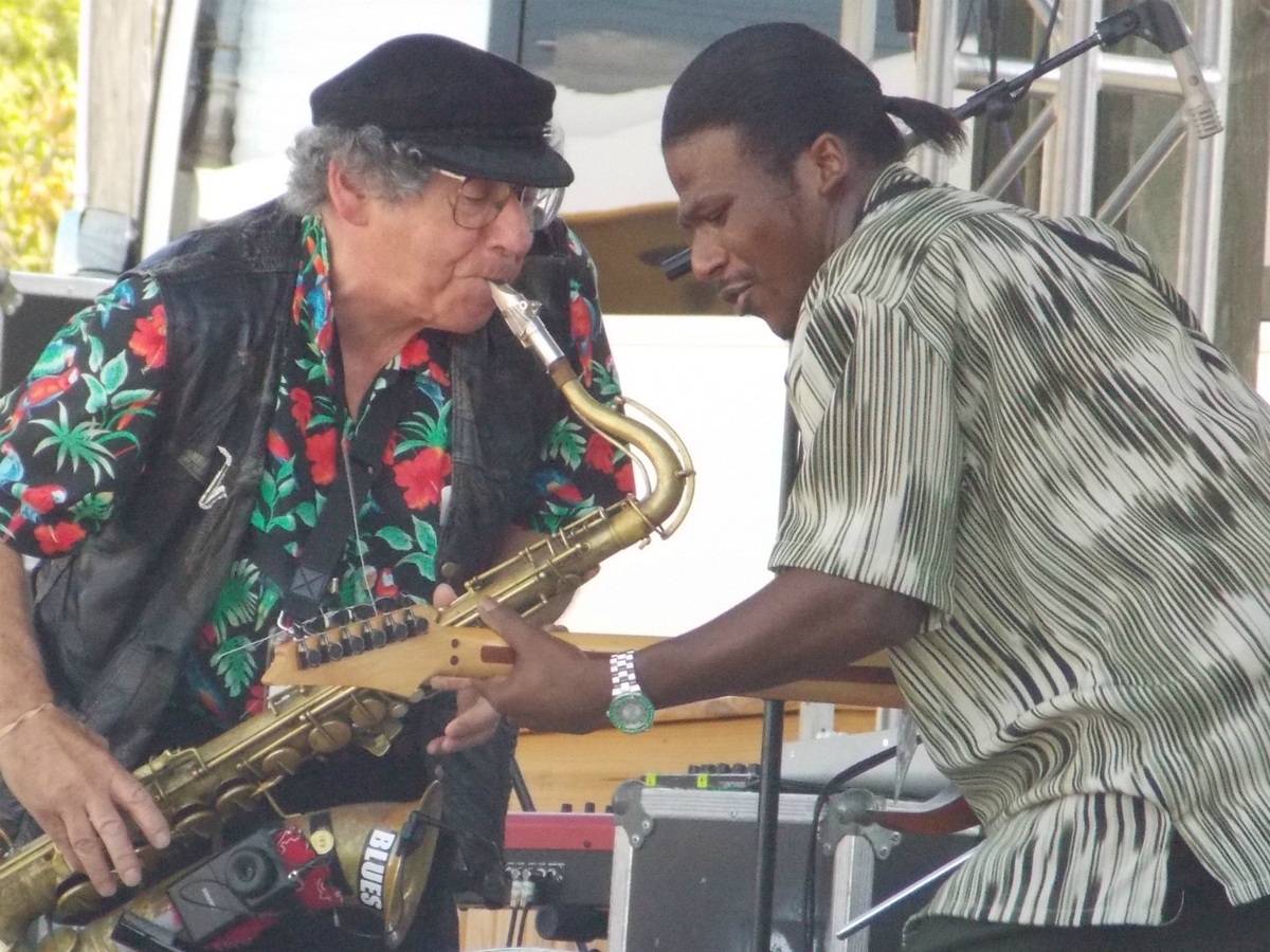 Heather Crosse Concert & Tour History | Concert Archives