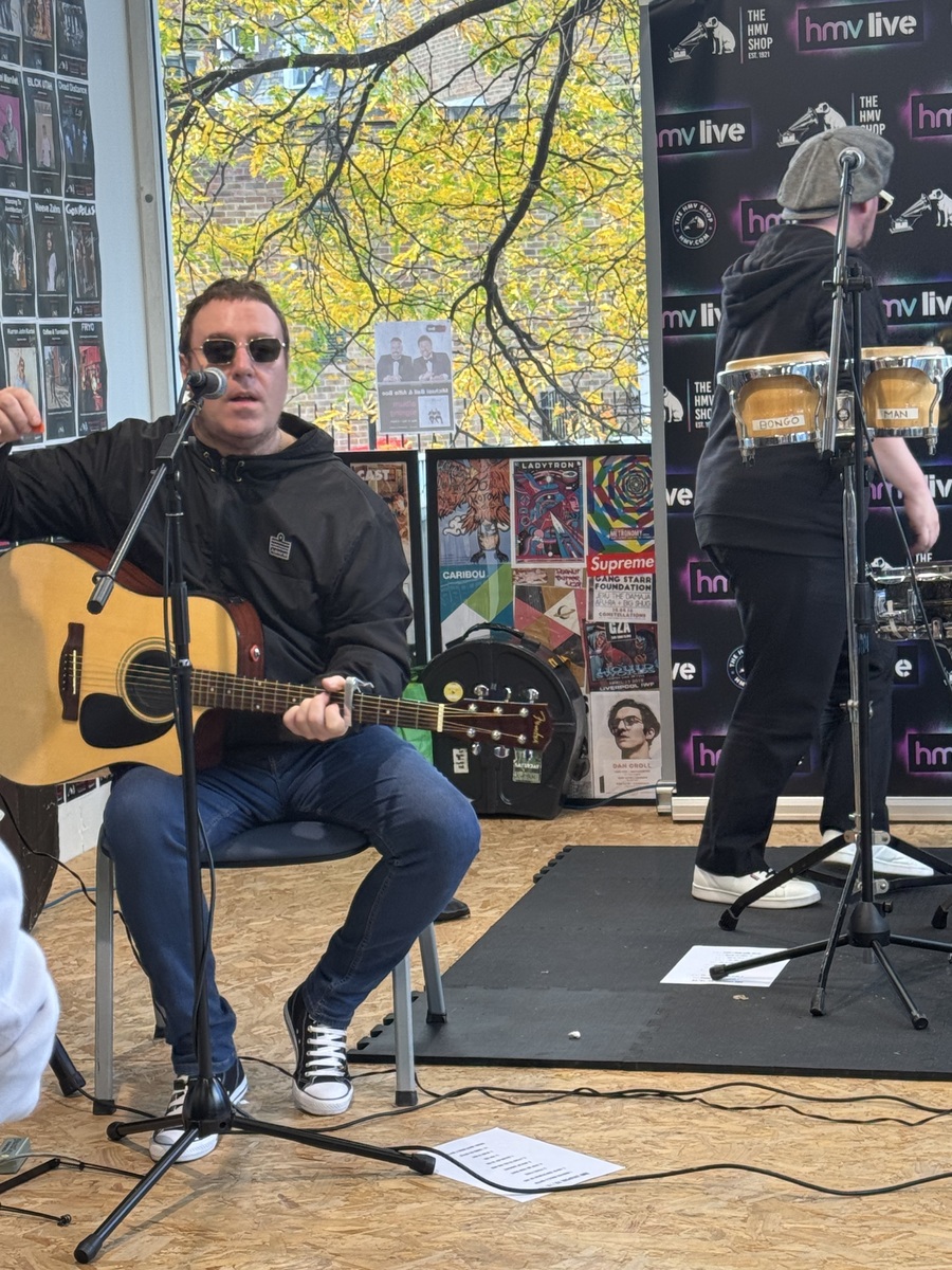Joe Symes and the loving kind Concert & Tour History | Concert Archives