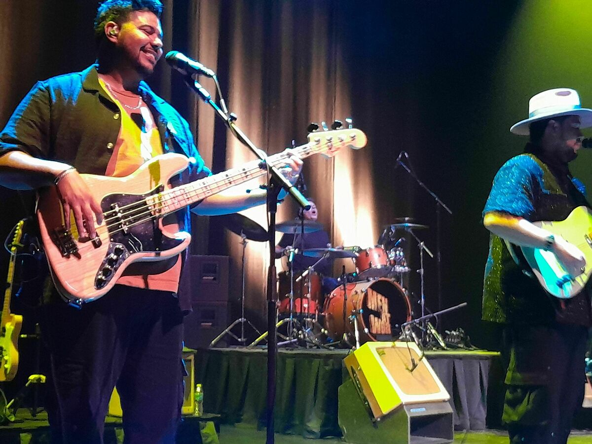 Men At Work Concert & Tour History (Updated for 2025) | Concert Archives