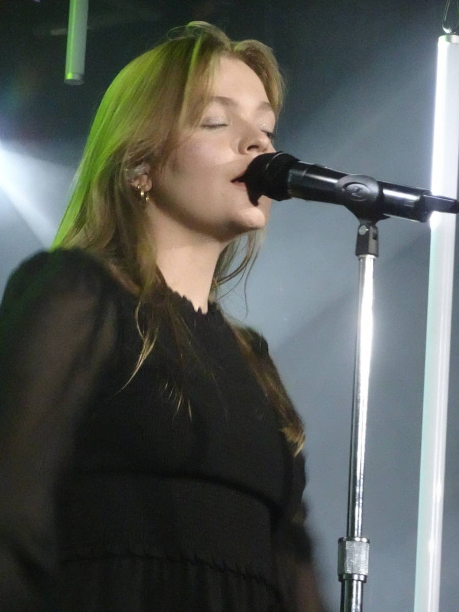 Ada Lea Concert & Tour History (Updated for 2025) | Concert Archives