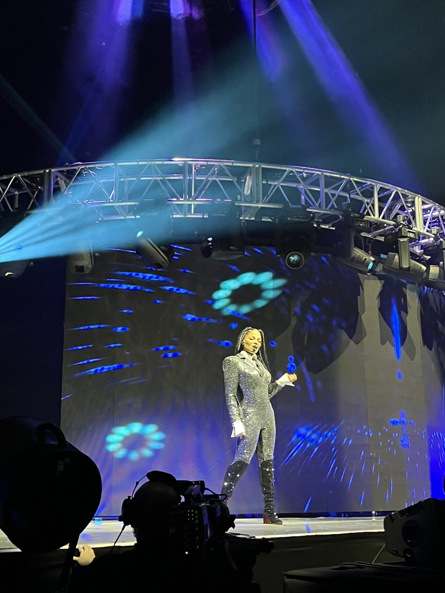 Janet Jackson Concert & Tour History (Updated for 2024 - 2025 ...