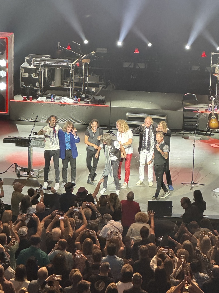 Foreigner Concert & Tour History (Updated for 2024 - 2025) | Concert ...