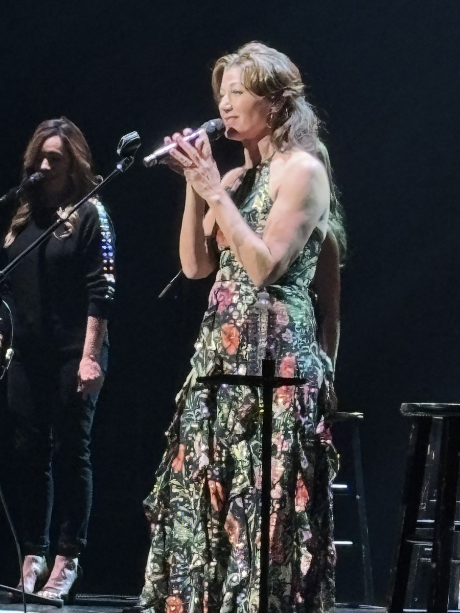 Amy Grant Concert & Tour History (Updated for 2025) | Concert Archives